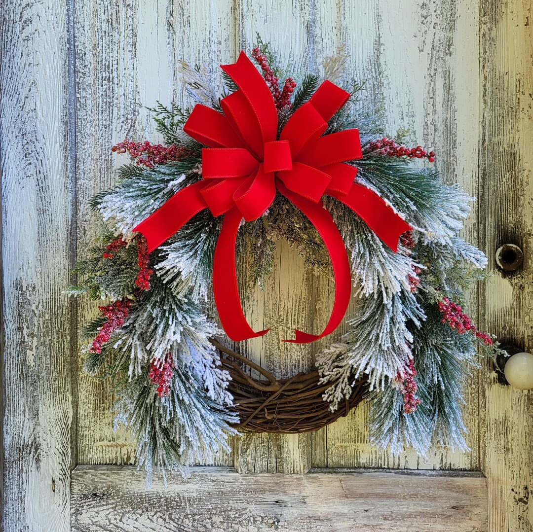Rustic Christmas Wreath, Snowy Pine Berry Wreath for Front Door ...