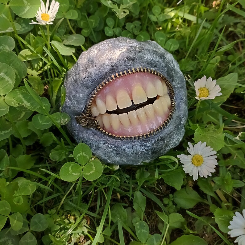 Teeth Stone, Smiling Face Garden Rock, Peeping Eyes, Paper Maché ...