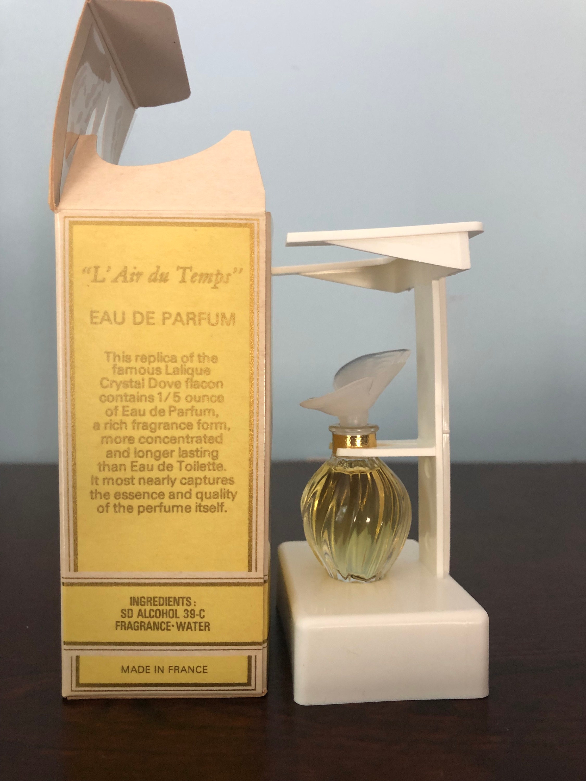 Jacqueline Cochran Nina Ricci L'air Du Temps NR 7106 Eau De Parfum ...