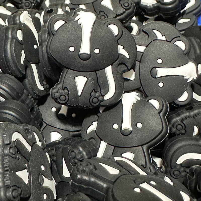 Skunk Beads - Etsy