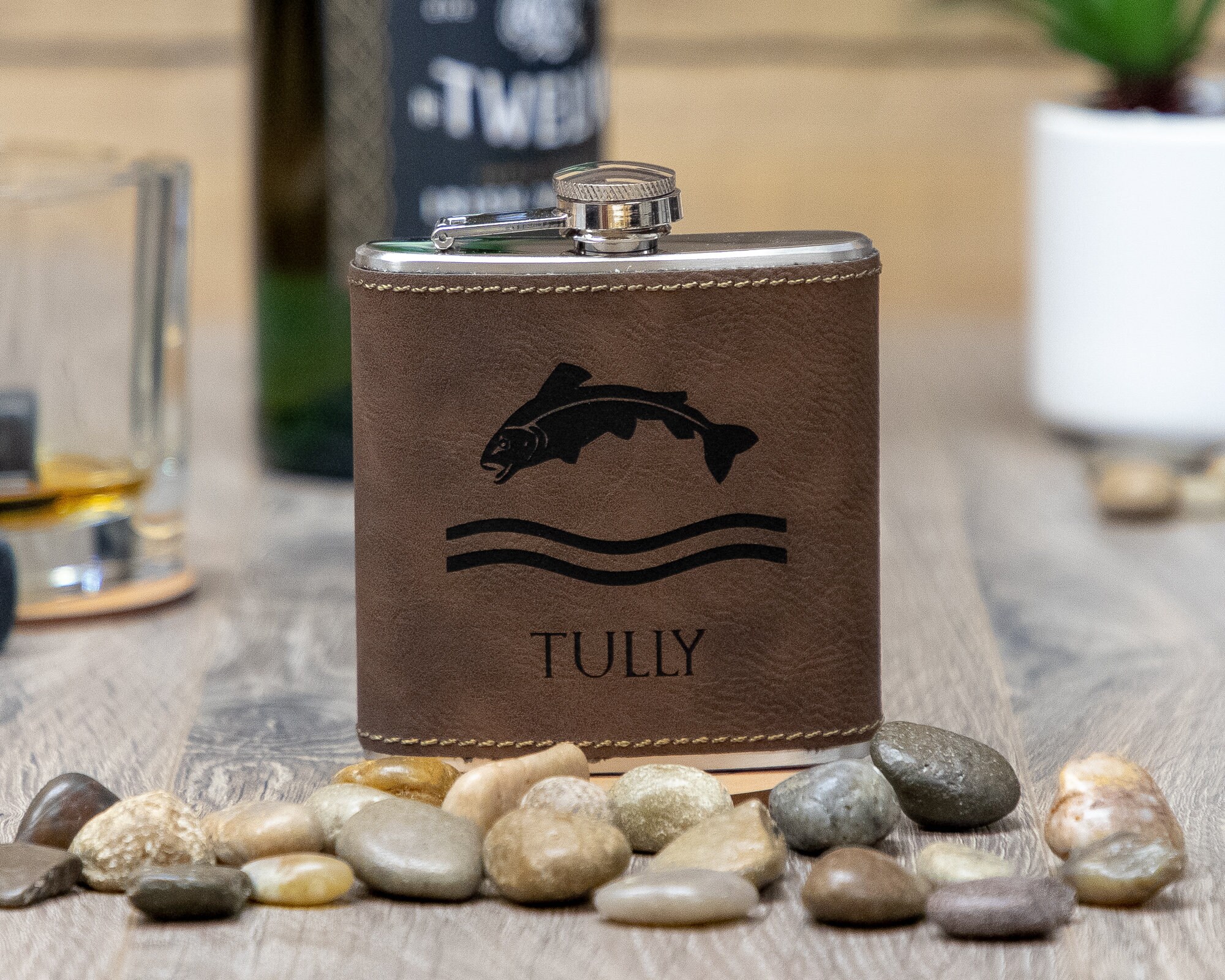 House Tully Game of Thrones Sigil 6 Ounce Leatherette Flask - Etsy