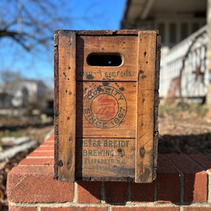 Antique Beer Crate With Latch BREIDTS Draught Beer NOT PASTURIZED Pre ...