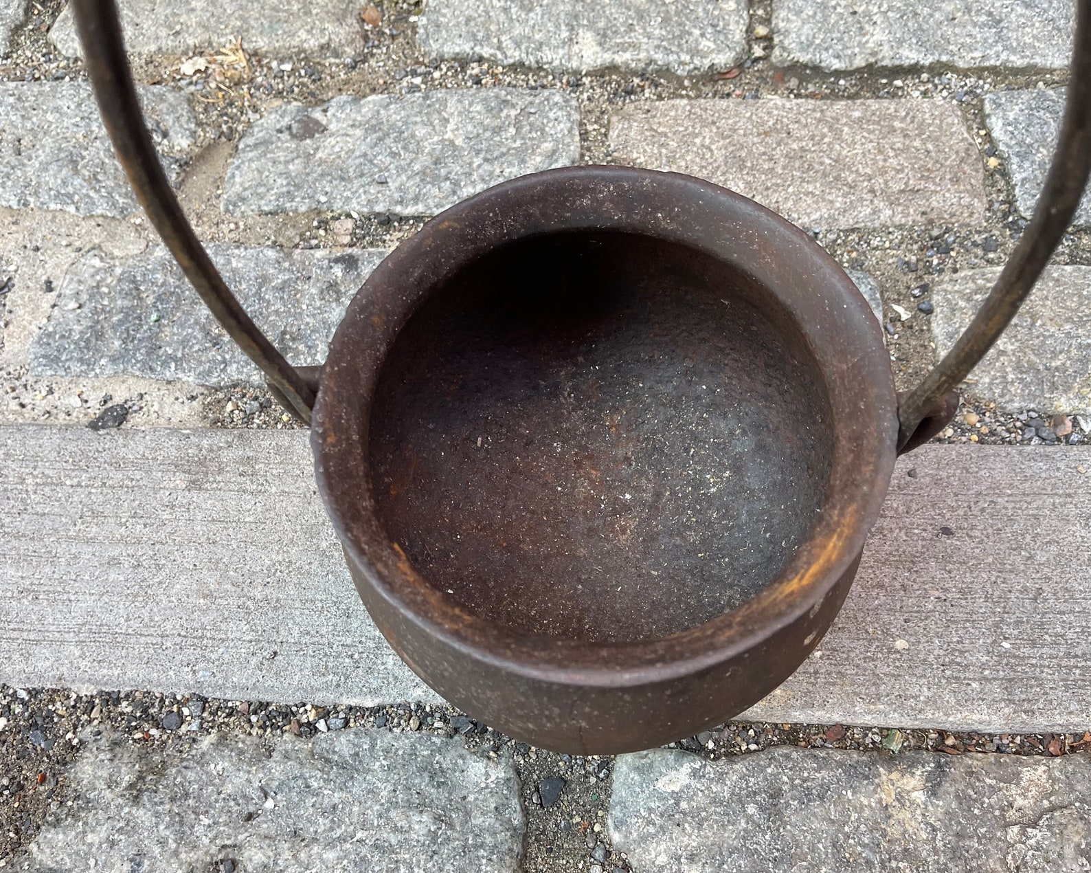 Antique Cast Iron Cauldron With Hanger Vintage Footed Cauldron - Etsy