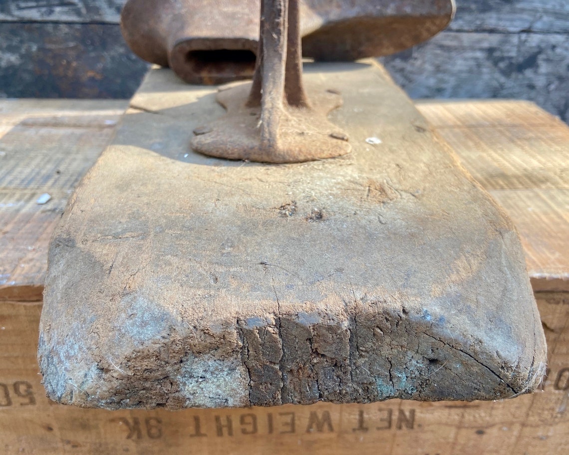 Antique Cobblers Anvil Large Vintage Anvil Wooden Anvil - Etsy