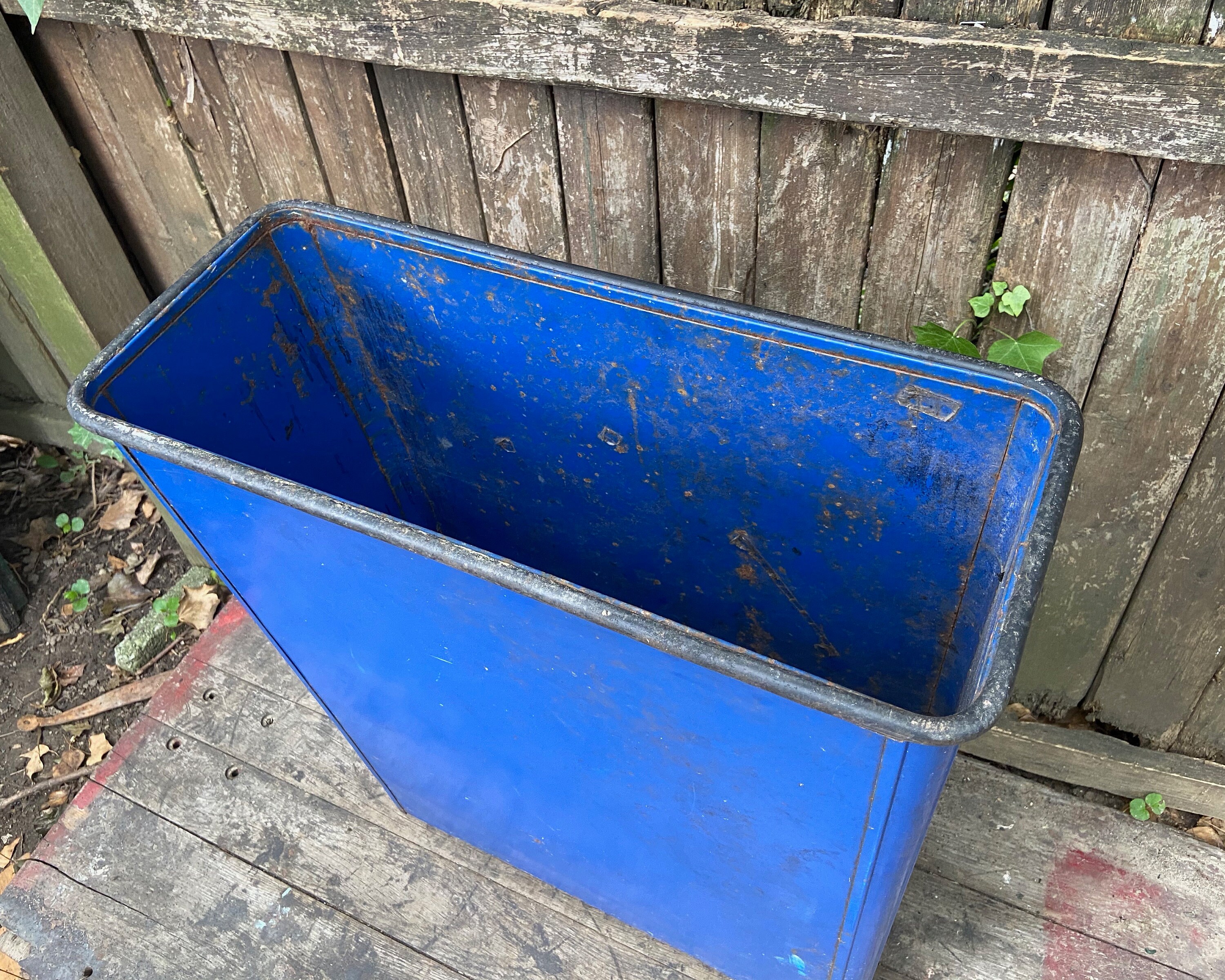 Vintage Trash can Mid Century Modern Blue Metal Trashcan | Etsy