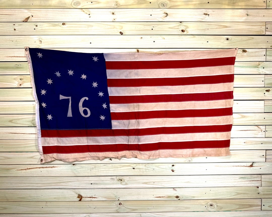 Vintage 1976 Bicentennial Bennington Flag: 13 Star American Flag Decor ...