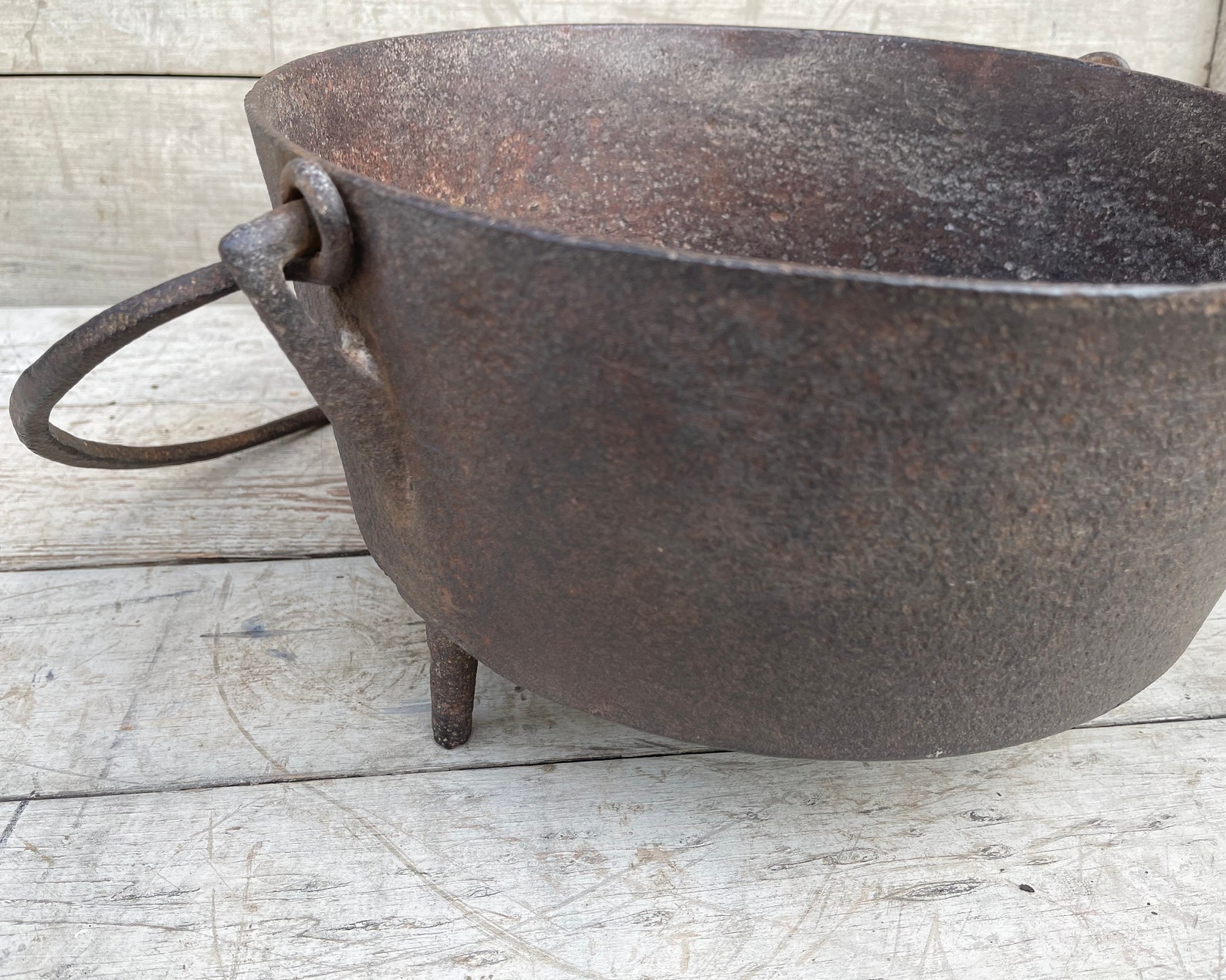 Large Antique Cast Iron Cauldron: Farmhouse Garden Planter - Etsy