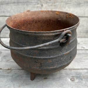 Vintage Cast Iron Cauldron, Farmhouse Antiques, Witch's Caldron, Garden ...