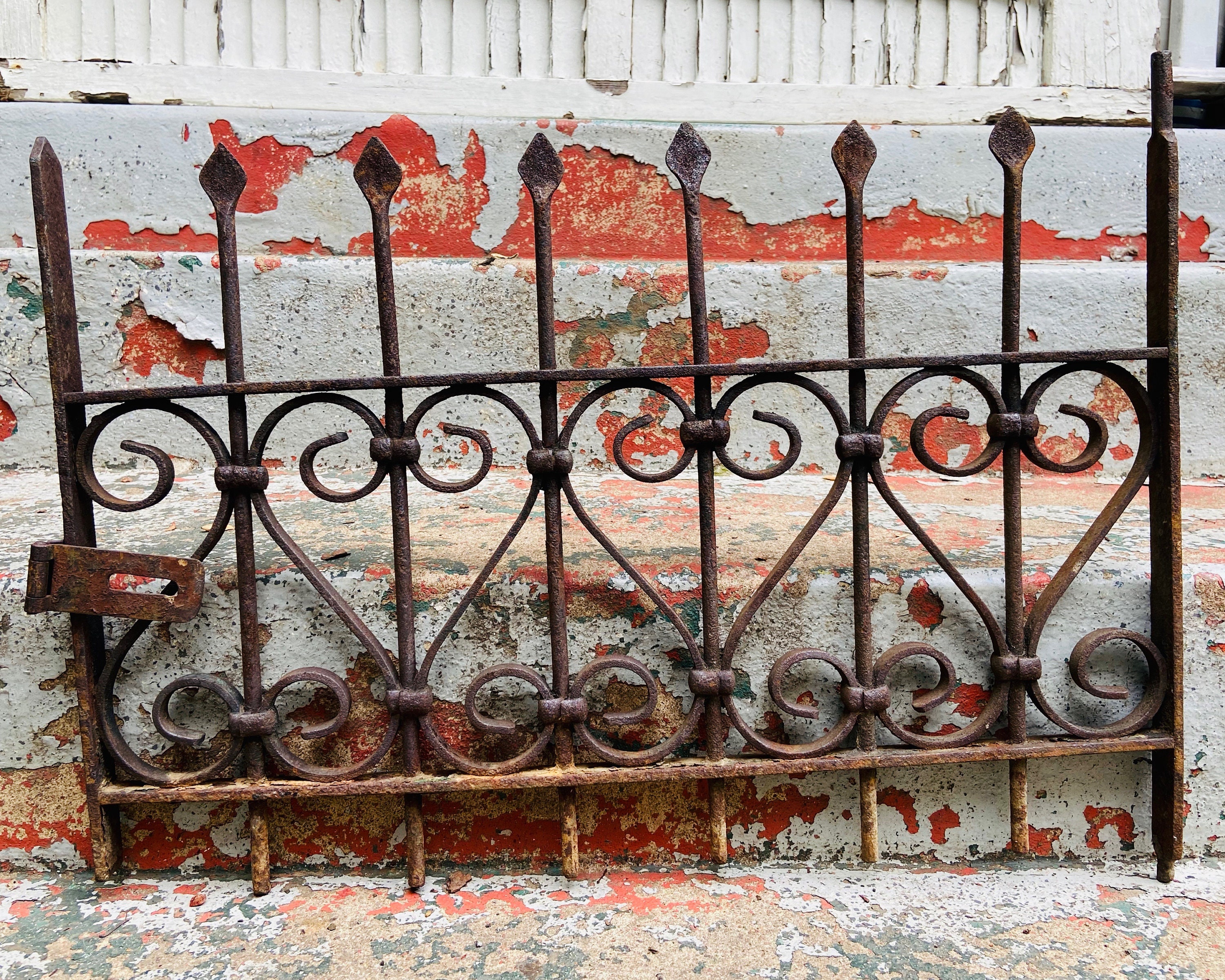 Antique Wrought Iron Heart Gate: Victorian Garden Decor (26x19) - Etsy