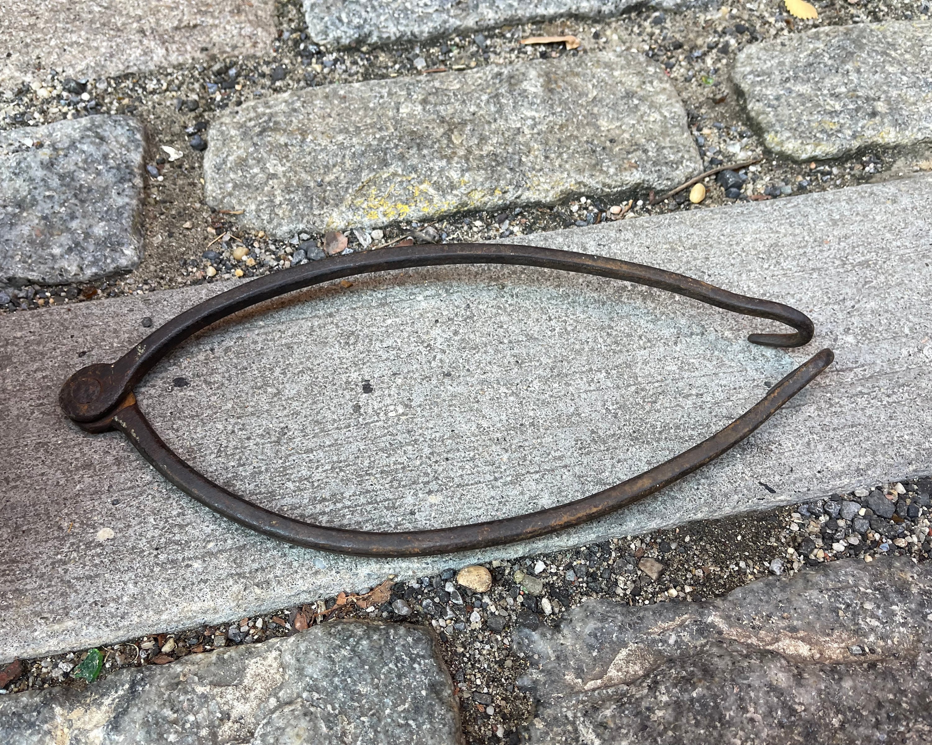 Antique Cast Iron Cauldron With Hanger Vintage Footed Cauldron | Etsy