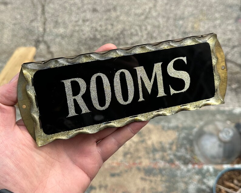 Antique ROOMS Sign Reverse Glass Sign With Scalloped Edges - Etsy