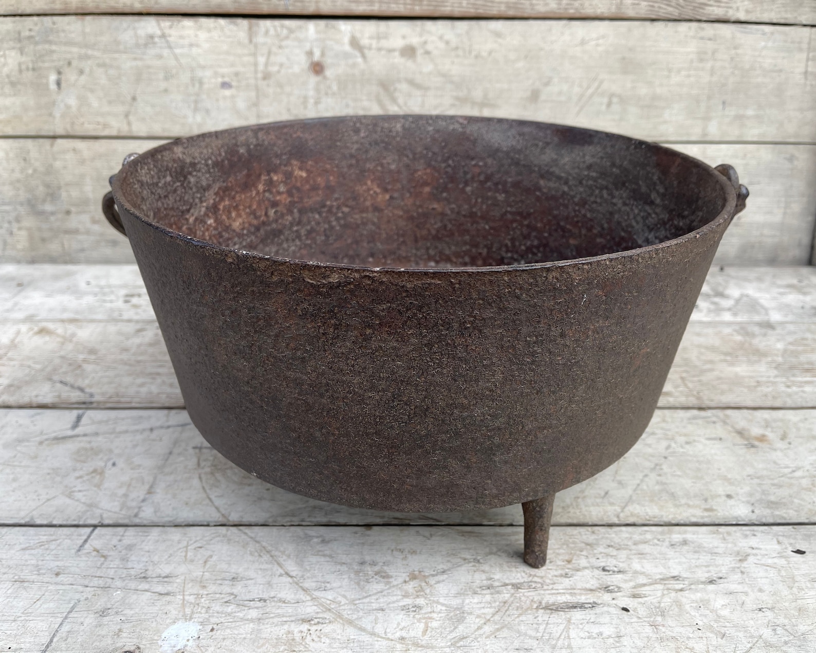 Large Antique Cast Iron Cauldron, Farmhouse Antiques, Witch's Caldron ...
