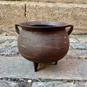 Antique Cast Iron Cauldron With Hanger Vintage Footed Cauldron With ...