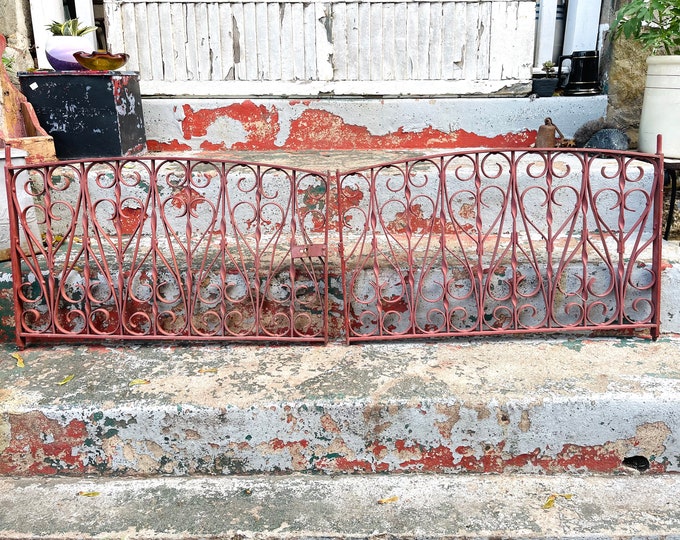 Antique Iron Spiked Gate With Latch, 1800s Victorian Window Guard, Iron ...