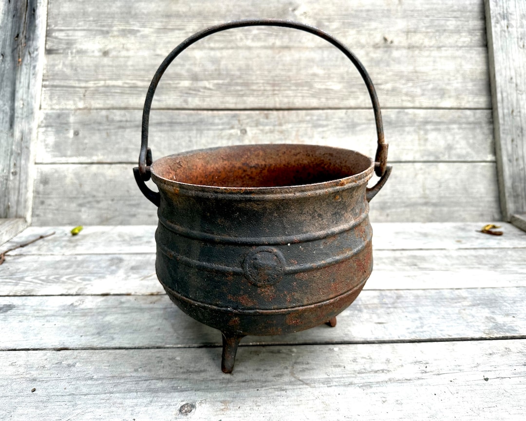 Vintage Cast Iron Cauldron, Farmhouse Antiques, Witch's Caldron, Garden ...