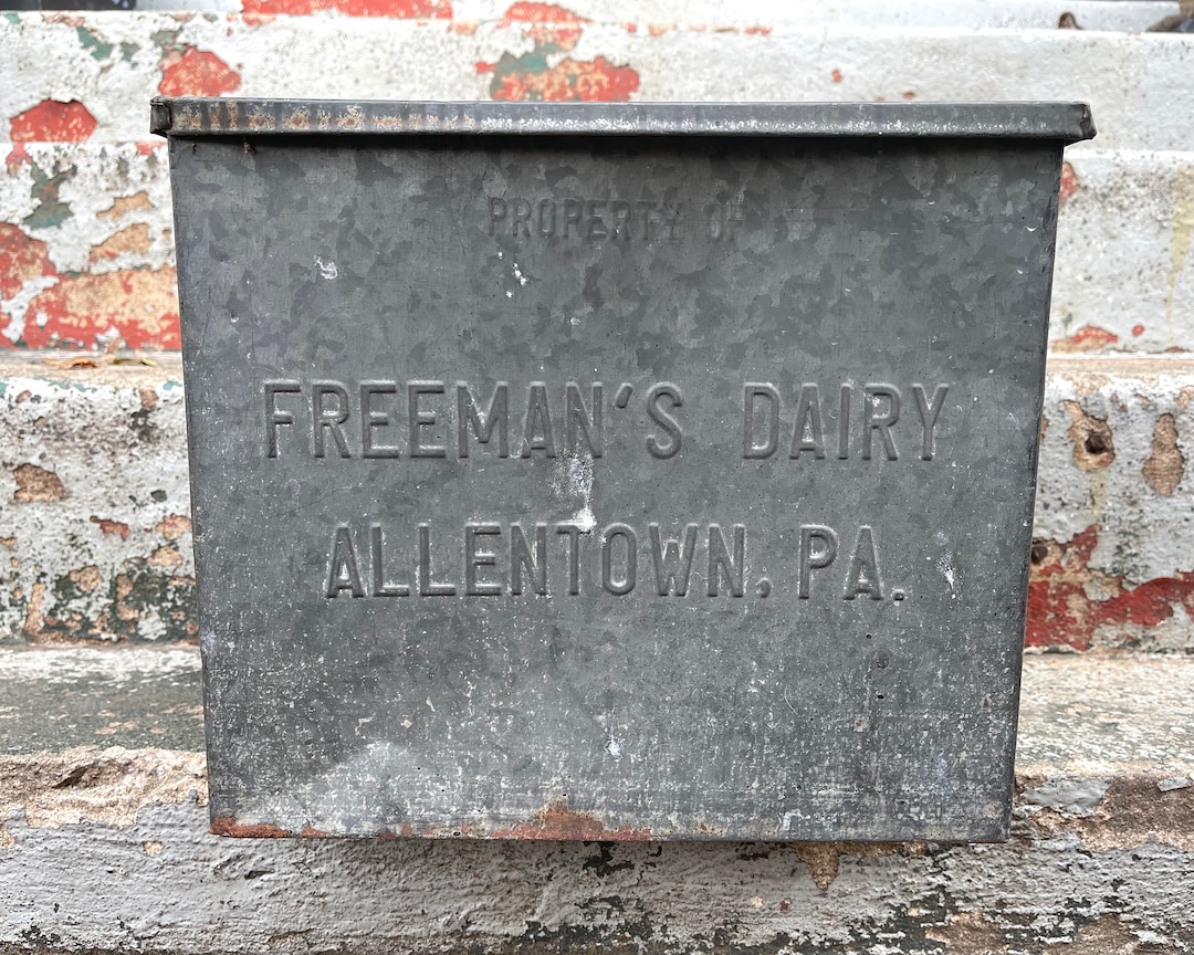 Vintage Freeman's Dairy Milk Box: Galvanized Farmhouse Decor - Etsy