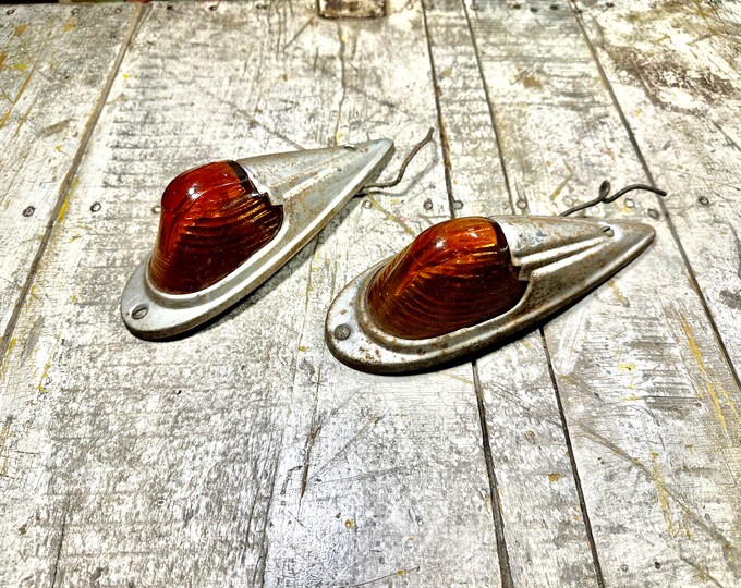 Vintage Truck Cab Lights, Curved Base Roof Lights, Clearance Lamps ...