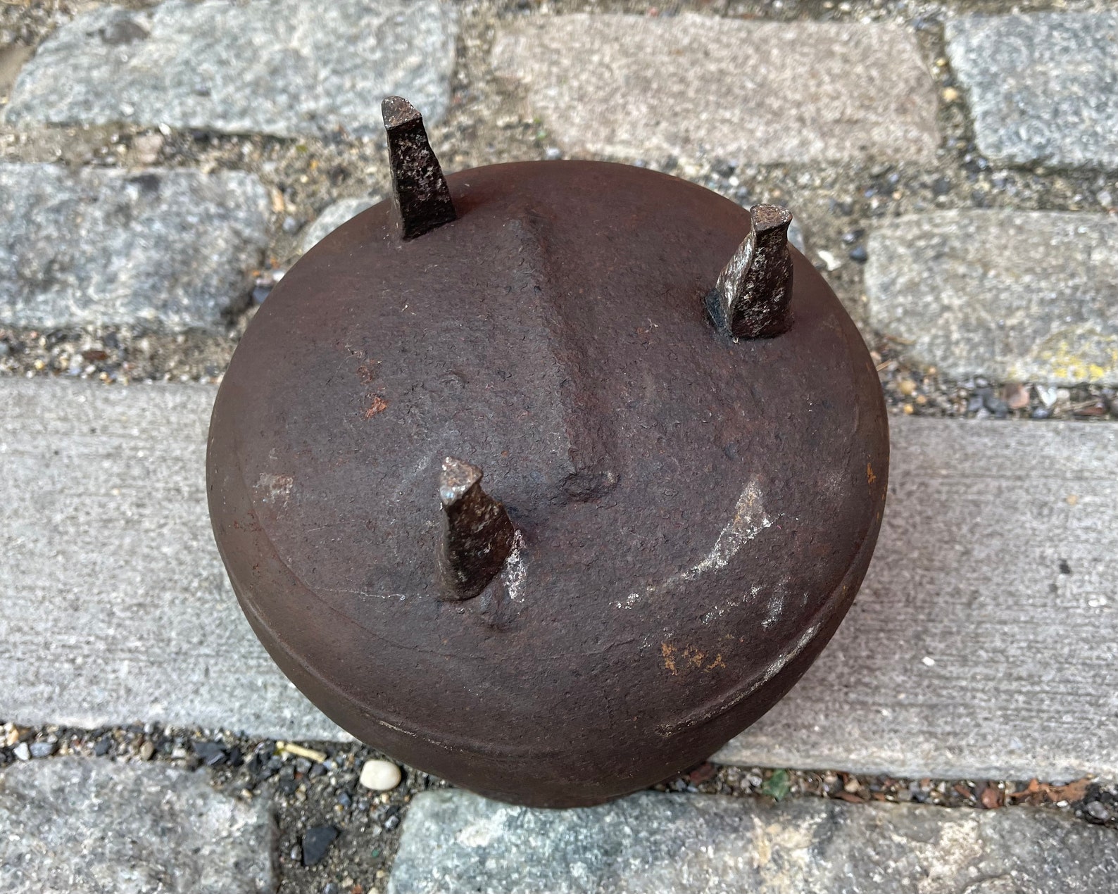 Antique Cast Iron Cauldron With Hanger Vintage Footed Cauldron - Etsy