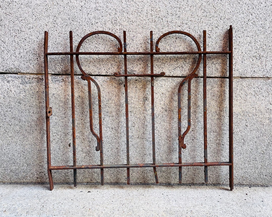 Antique Victorian Wrought Iron Heart Gate: Shabby Chic Garden Decor - Etsy