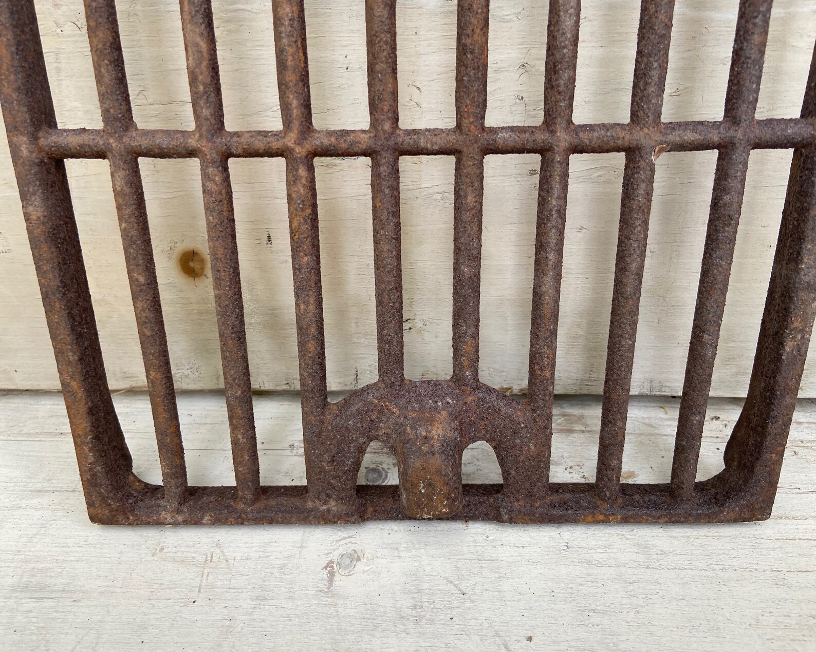 Antique Cast Iron Grate Curved Top Drain Ornate Victorian Heater Insert ...