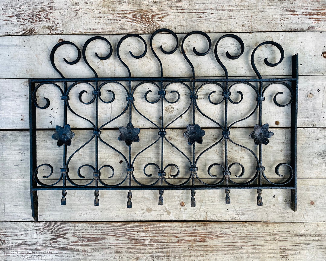 Antique Wrought Iron Gate Hearts Gate Antique Metal Grate Window Cover ...