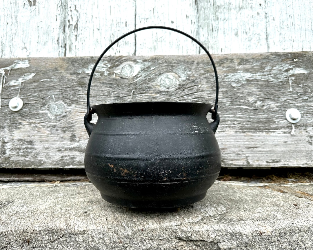 Antique Cast Iron Cauldron: 19th Century Farmhouse Bean Pot - Etsy