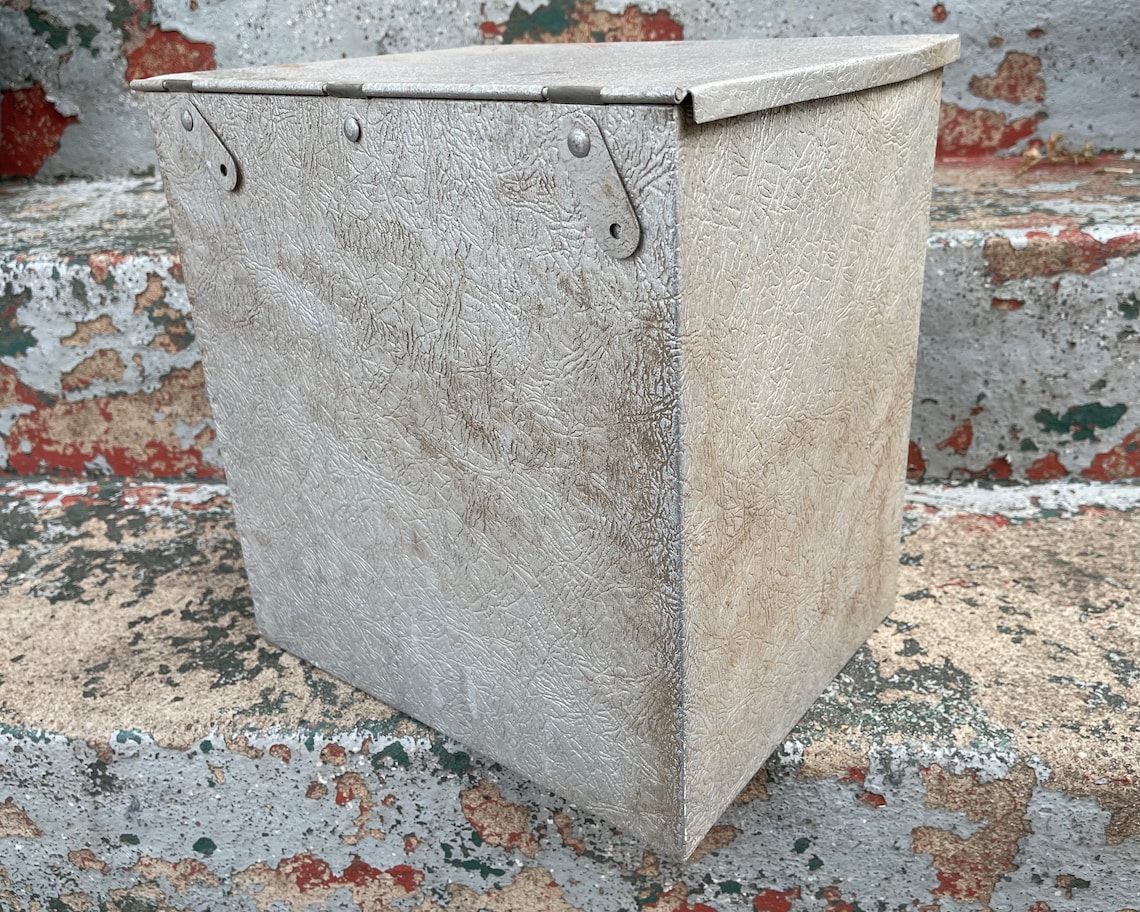 Antique Galvanized Milk Box Mumpers Elizabethtown Lancaster PA - Etsy