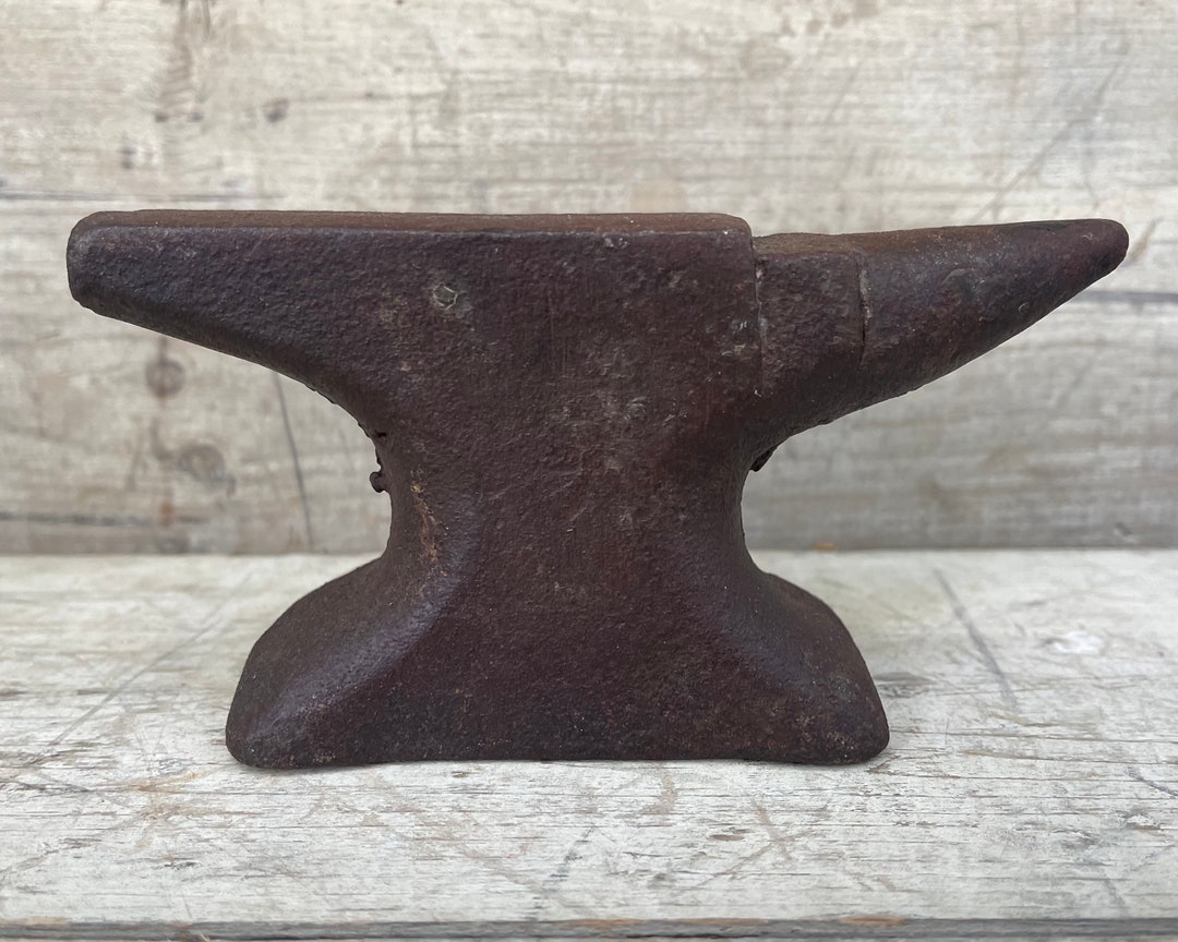 Antique Cast Iron Anvil: 3 Lb Small Blacksmith Tool - Etsy