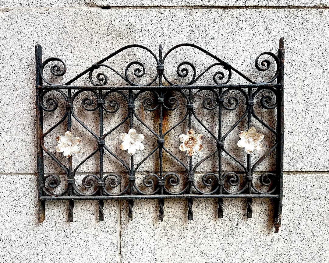 Antique Garden Fence, Wrought Iron Gate, Victorian Metal Heart Fence ...