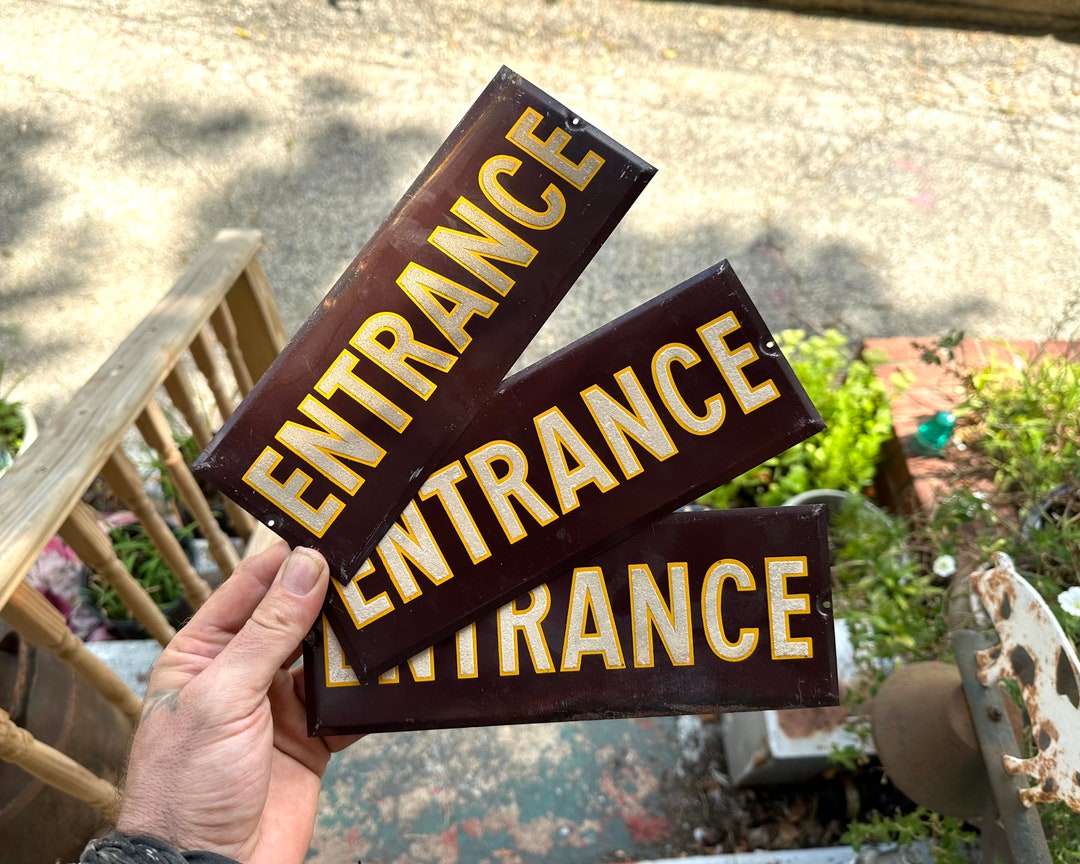 Vintage 1950s Metal Entrance Sign: Textured Smaltz Reflective Paint - Etsy