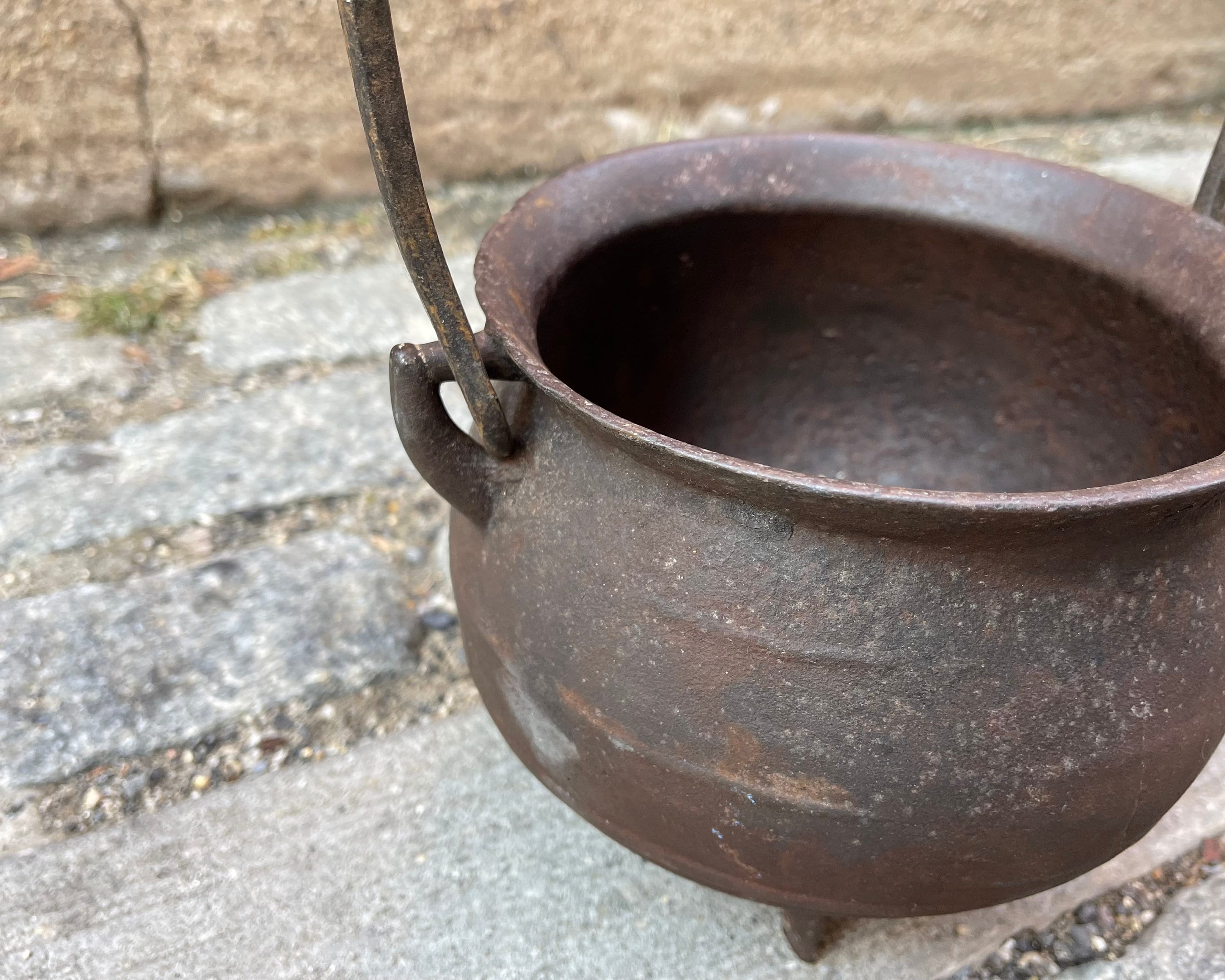 Antique Cast Iron Cauldron With Hanger Vintage Footed Cauldron | Etsy