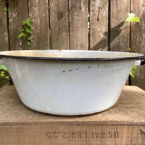 Antique Wash Pot Enamelware Tub Porcelain Primitive Metal Bowl Farm ...
