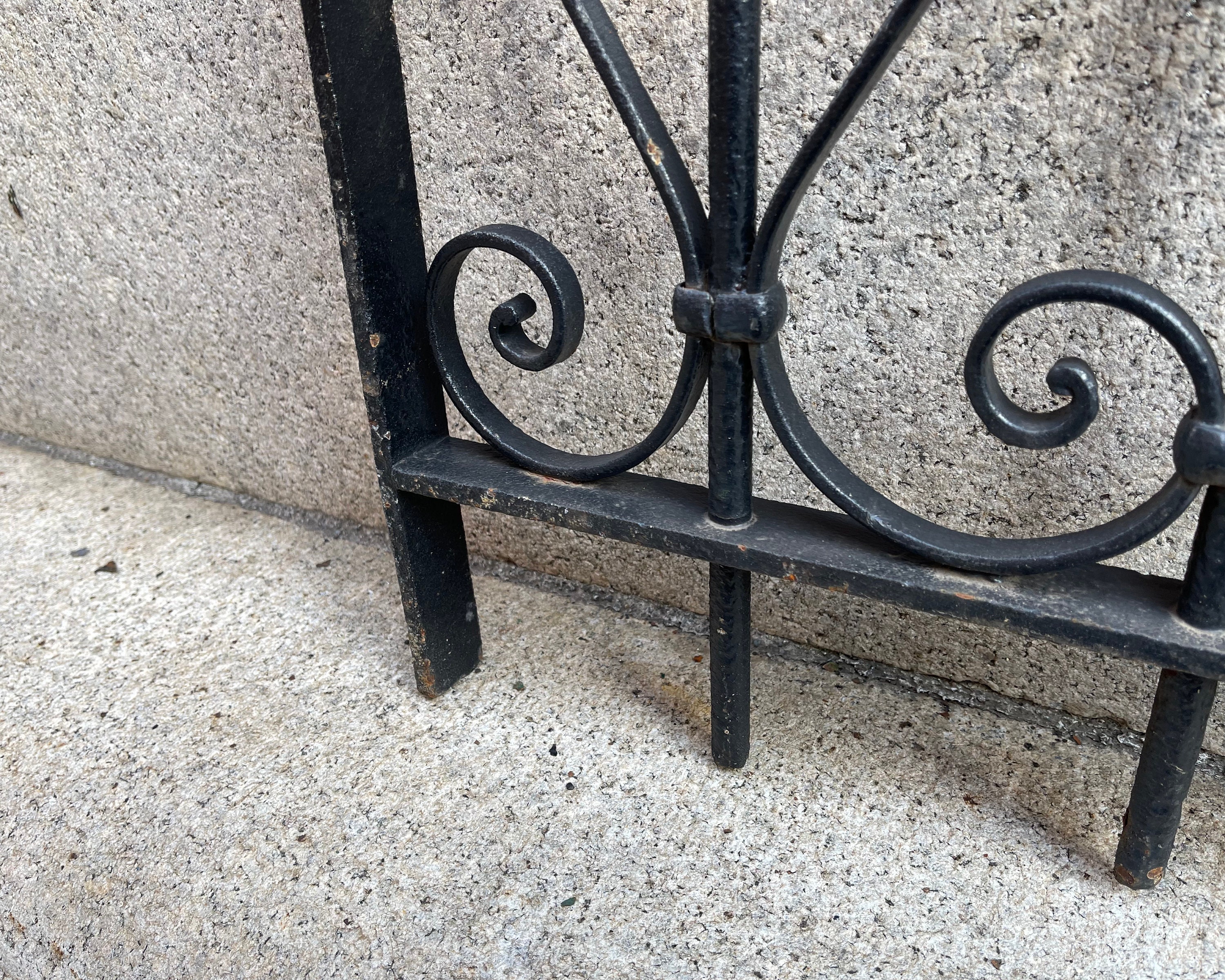 Victorian Wrought Iron Heart Gate: Antique Garden Fence Decor - Etsy