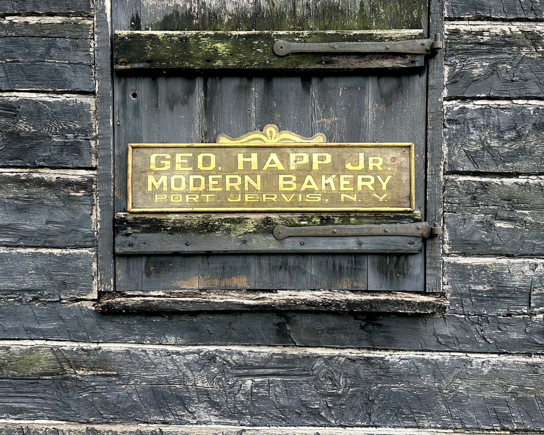 Antique Bakery Trade Sign GEO HAPP JR Modern Baker Port Jervis New York ...