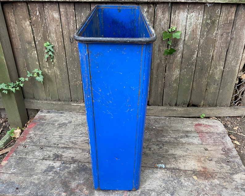 Vintage Trash Can Mid Century Modern Blue Metal Trashcan - Etsy