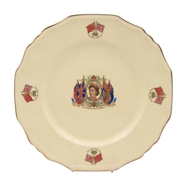 Queen Elizabeth Commemorative Plate - Etsy