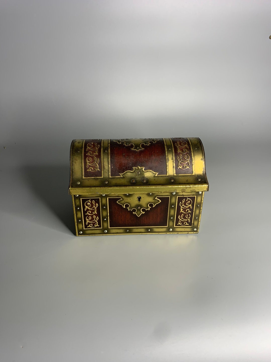 French Vintage Tin Can Knick Knack Box Cookies or Jewelry Bo Xmetal ...