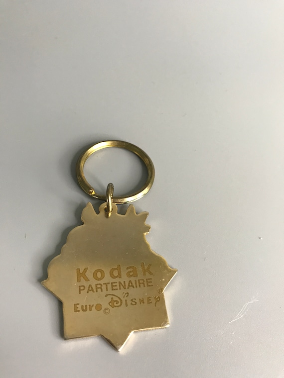 French vintage Euro DISNEY Paris Kodak Keychain holder - Gem