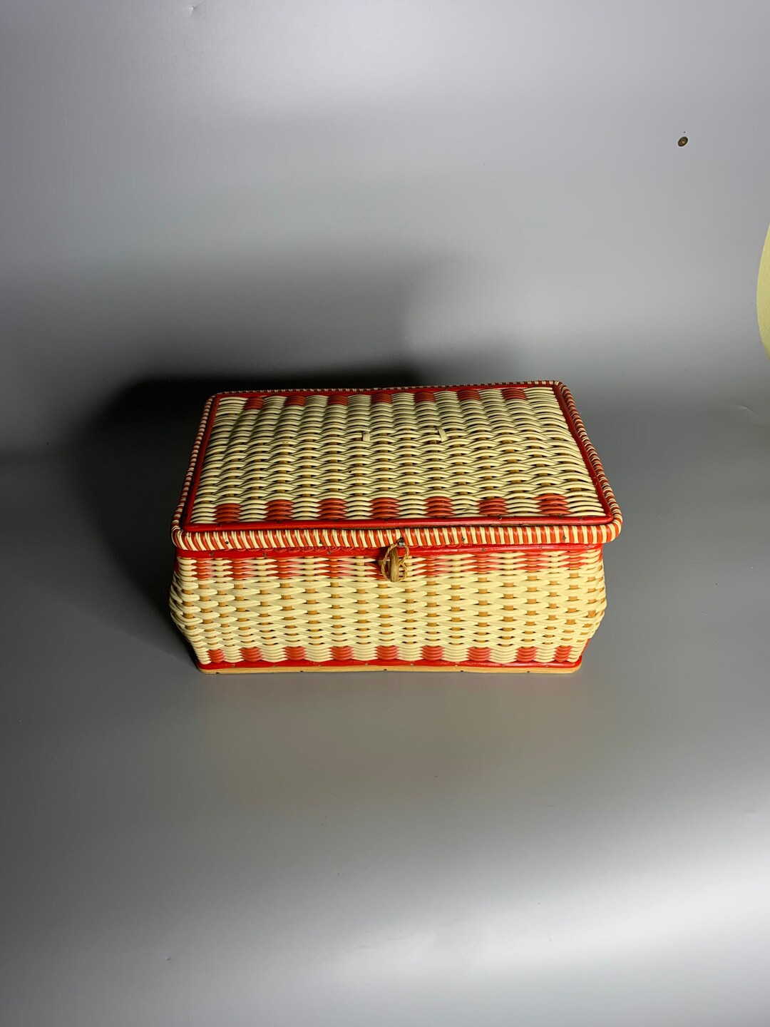 French Vintage Large Wicker Weaver Scoubidoo Nylon Threads Box With ...