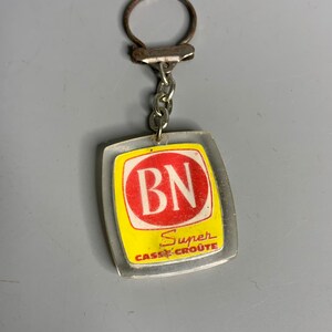 French Vintage Keychain Holder Advertising BN Buiscuits Astronaut ...