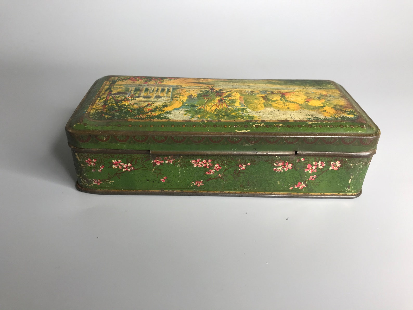 French Antique Tin Can Knick Knack Box Caiffa Coffee Brand Old Metal ...