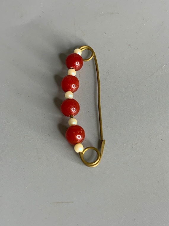 safety pin jewelry - Gem