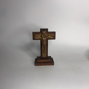 French Crucifix Religious on Base Jesus on Cross Jesus Sur Croix Church ...