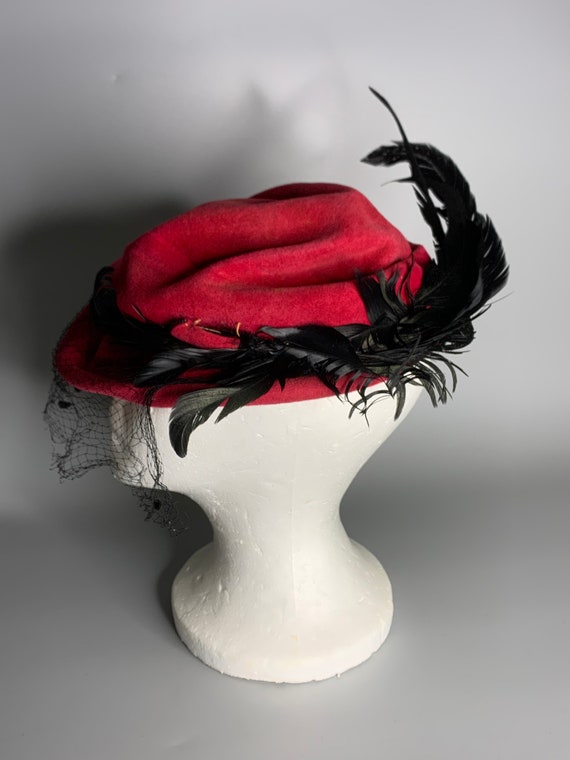 French vintage hat burgundy color with veil and plume… - Gem