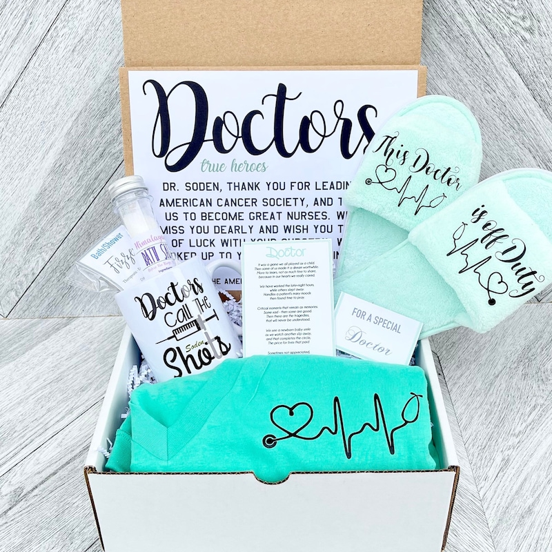 Doctor Gifts - 60+ Gift Ideas for 2024