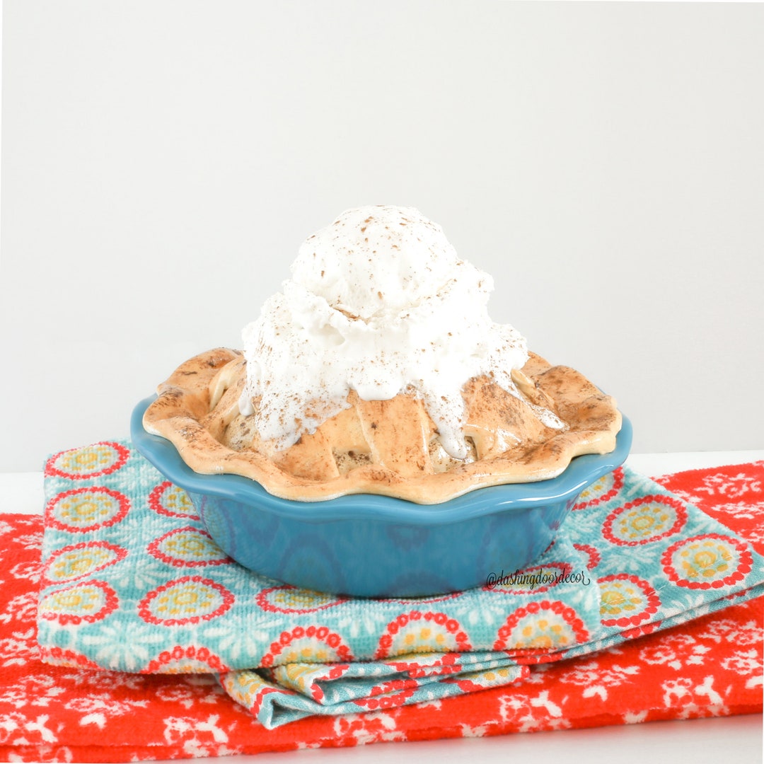 Fake Apple Pie, Faux Apple Pie Ala Mode, Fake Bake Pie, Faux Apple Pie ...