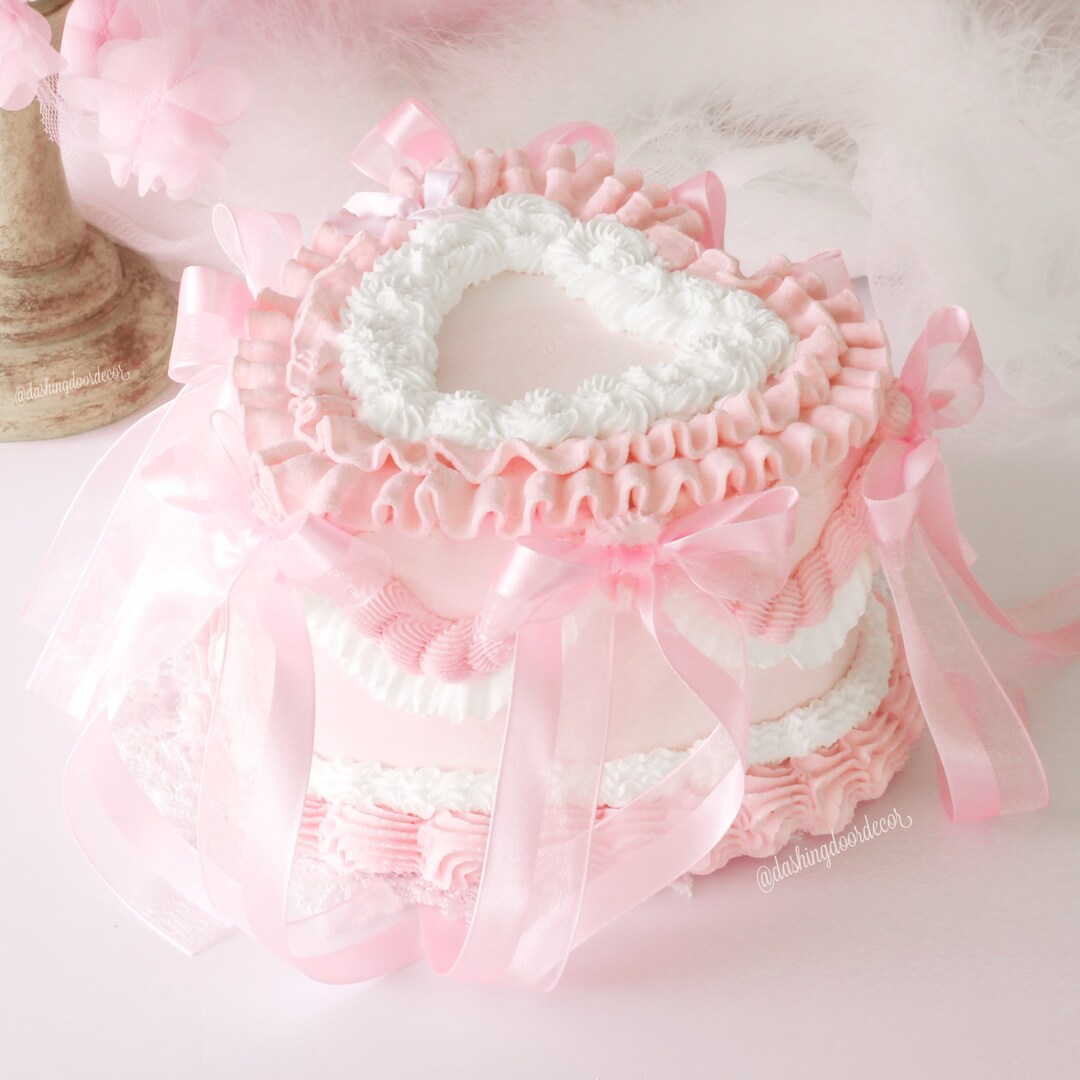 Fake Heart Cake, Cake, Gender Reveal Cake, Birthday Party, Vintage Cake ...