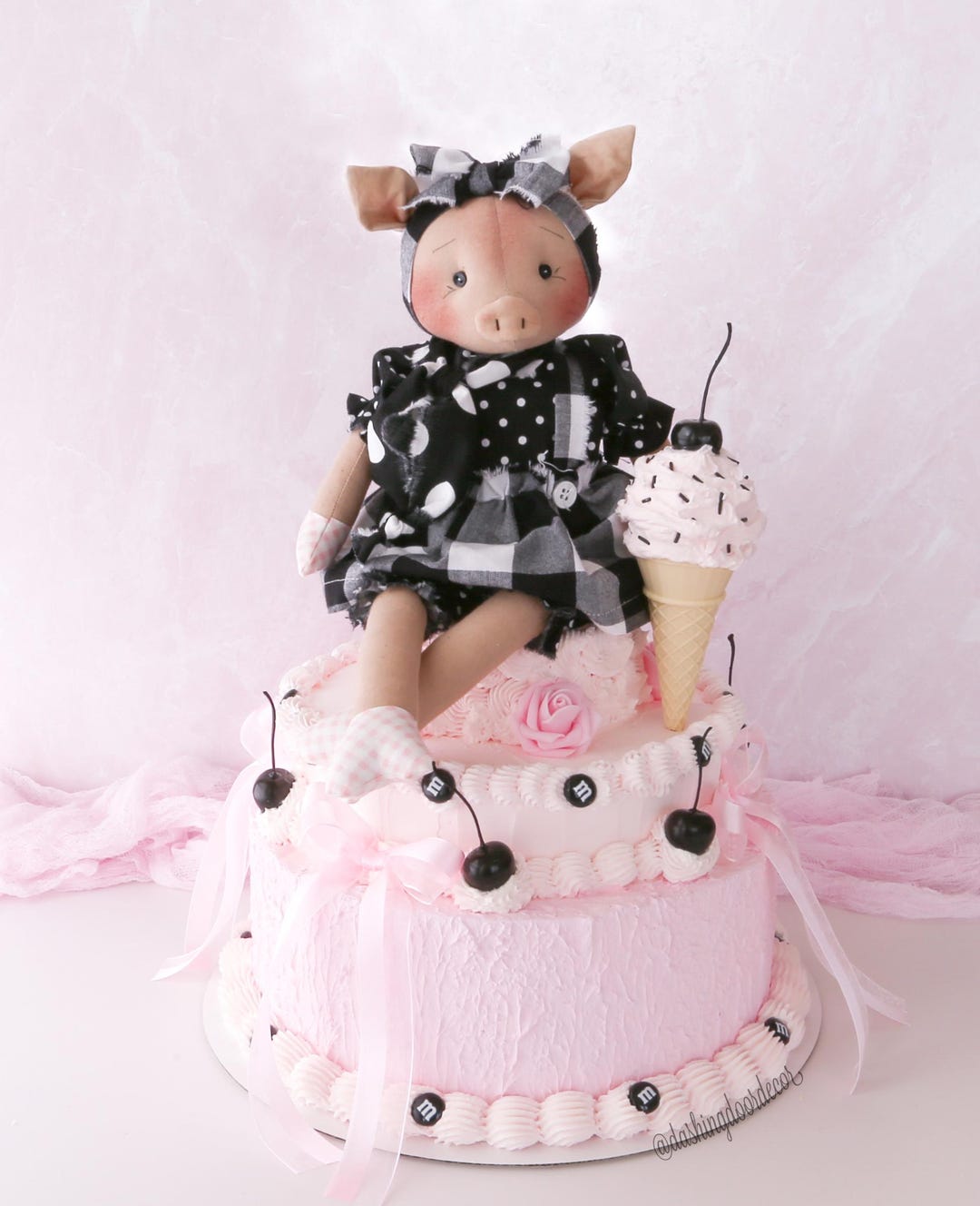 Fake Cake, Pink Cake Prop, Farmhouse Centerpiece, Pink Pig Doll, Fake ...