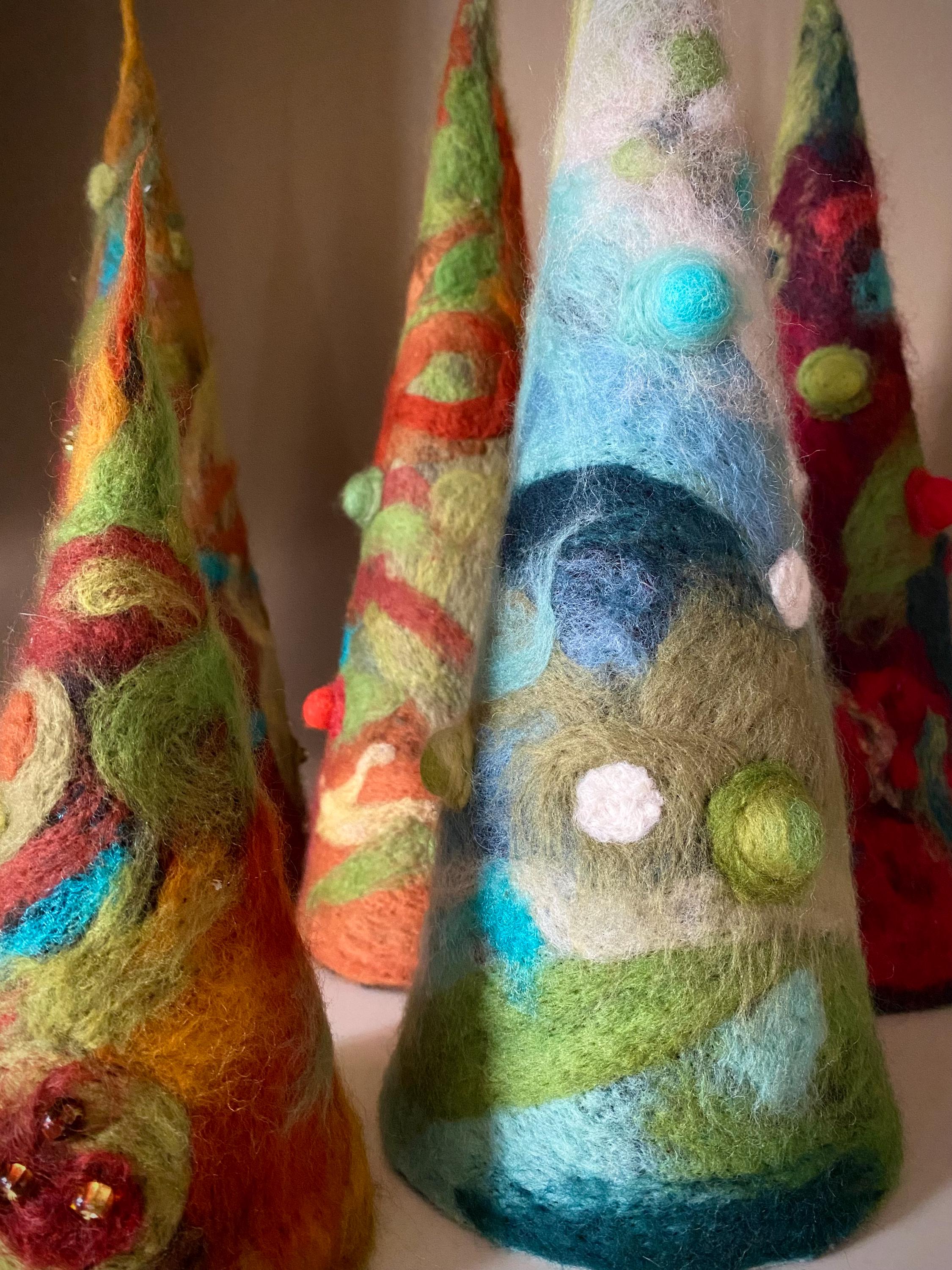 Handmade Needle-felted Merino Wool Christmas Tree. - Etsy