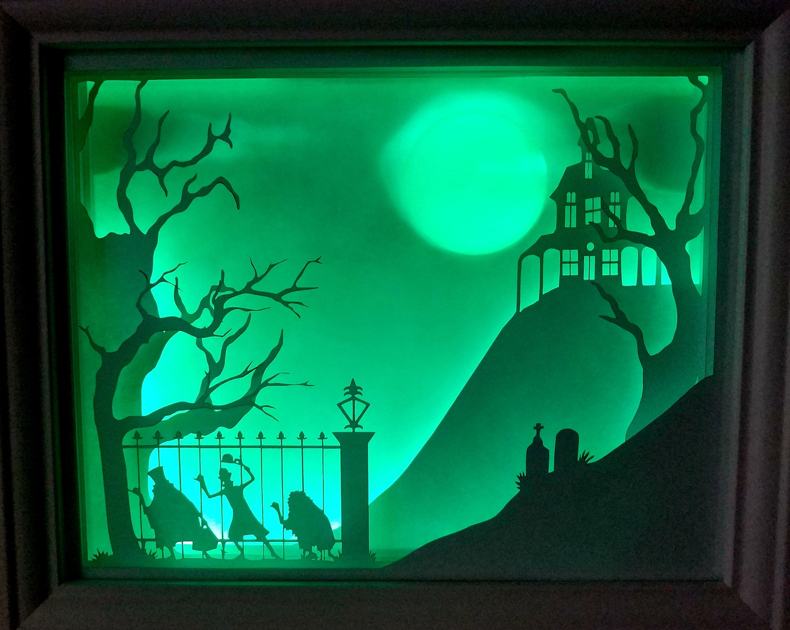 Hitchhiking Ghosts / LED Night Light / Shadow Boxes / Unique - Etsy